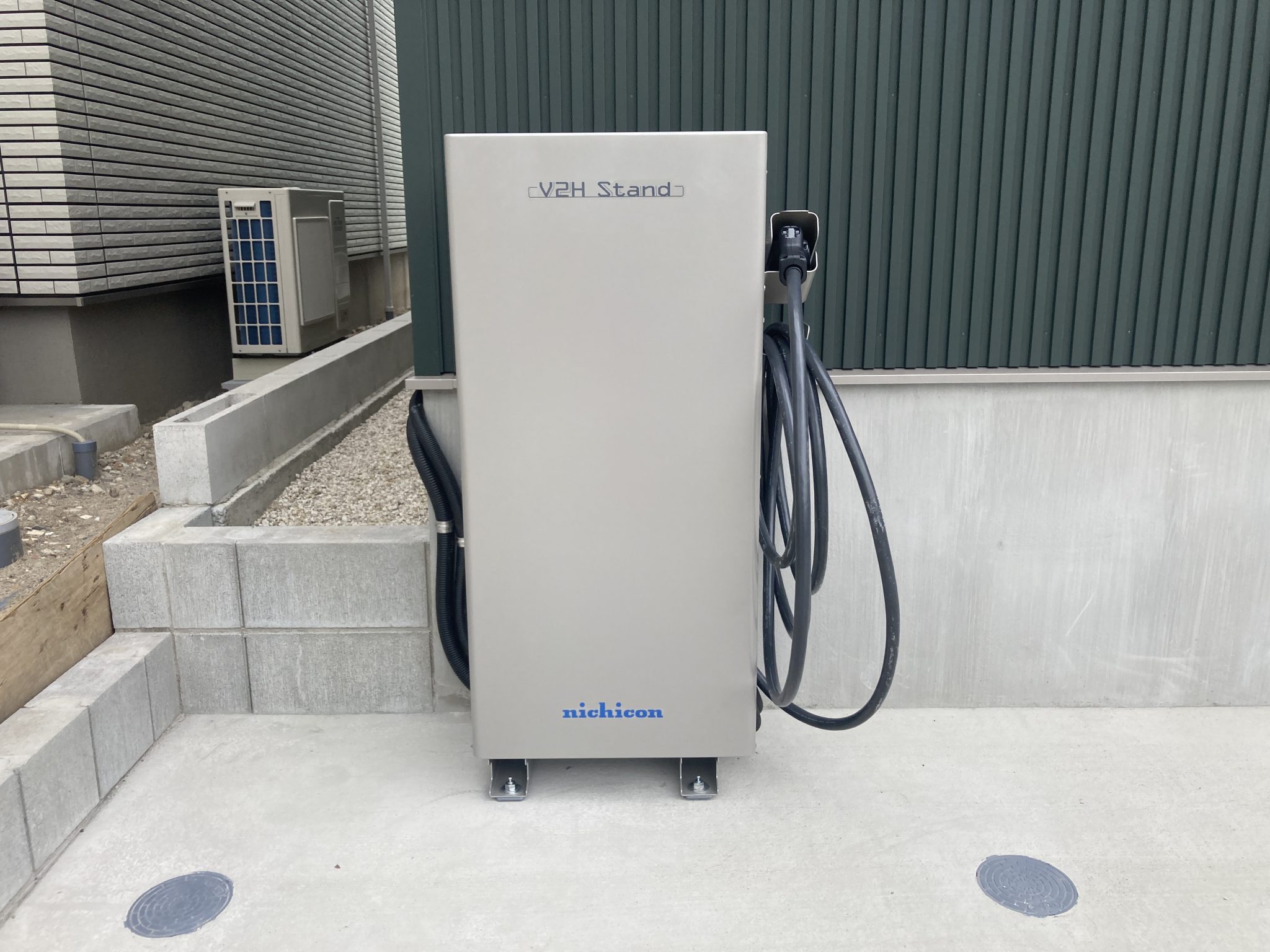 V2H設置工事 ニチコントライブリットT3一体型スタンド施工完了！愛知県名古屋市中村区Y様邸